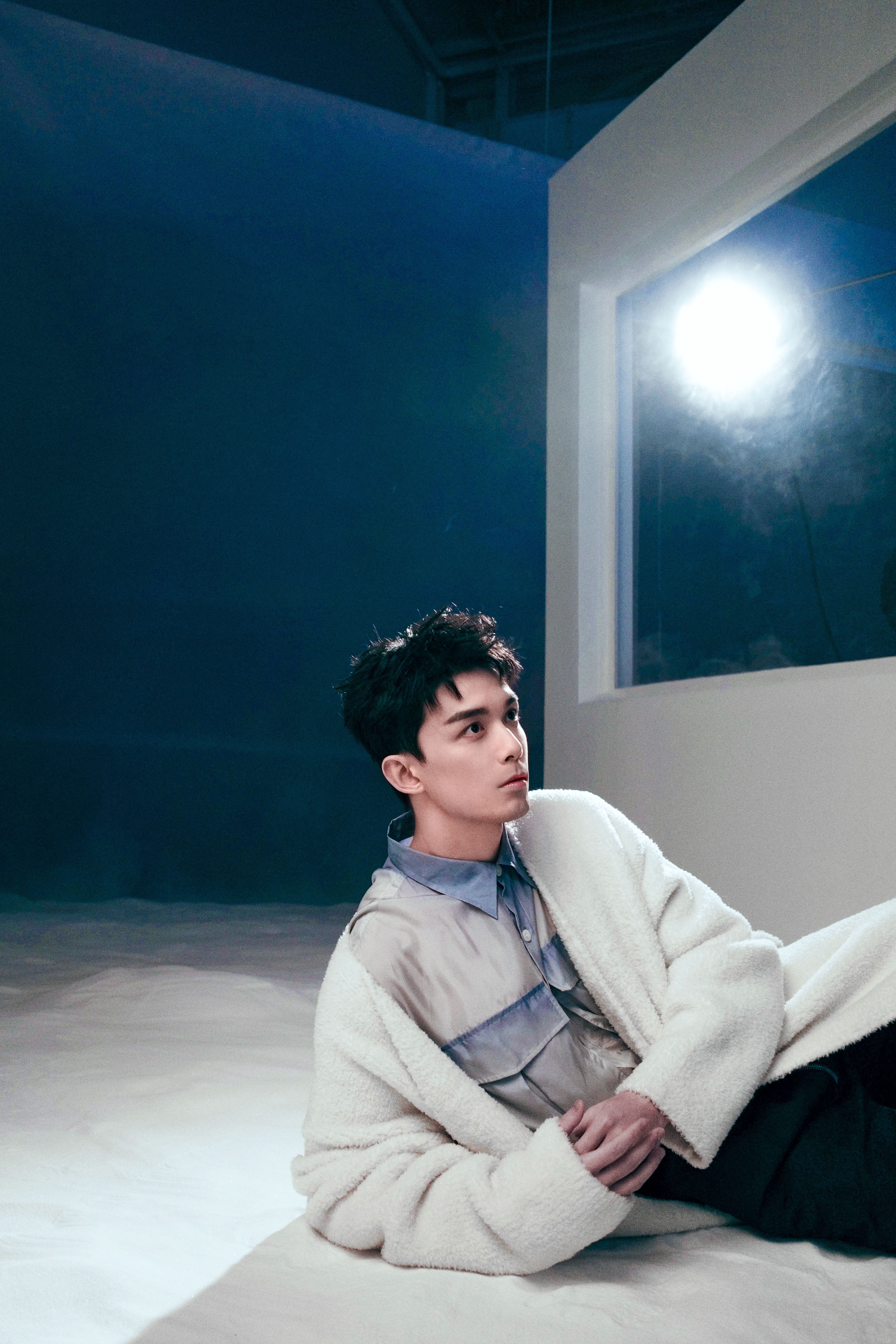 240122 [Photo] Wu Lei Studio Update of ELLE Magazine Photoshoot Behind ...